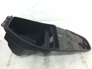 Car.gr - Ανταλλακτικά | Μοτοσυκλετών - Σώμα & Πλαίσιο - Κουβάς Σέλας, Κρήτη