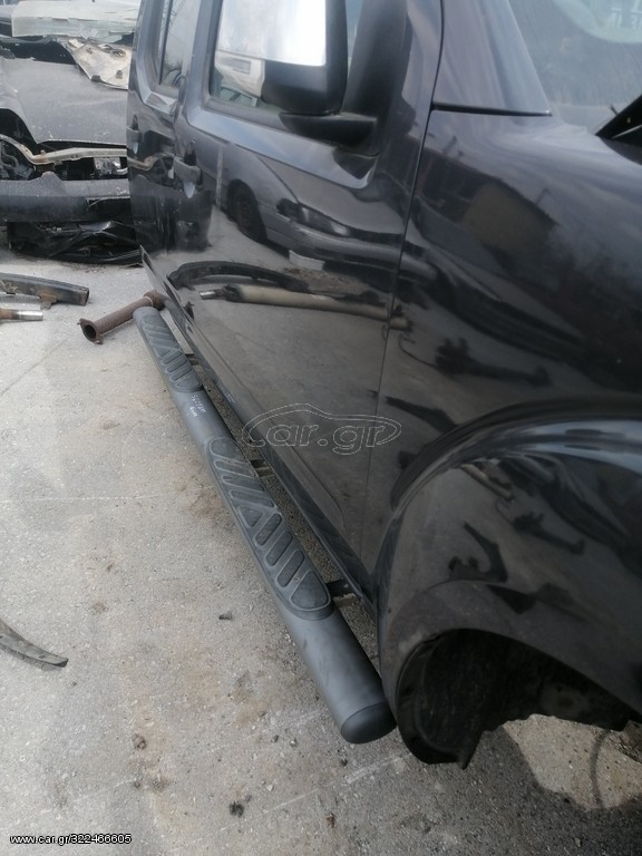 Car.gr - Nissan Navara D40 Σκαλοπατια κομπλε σετ.
