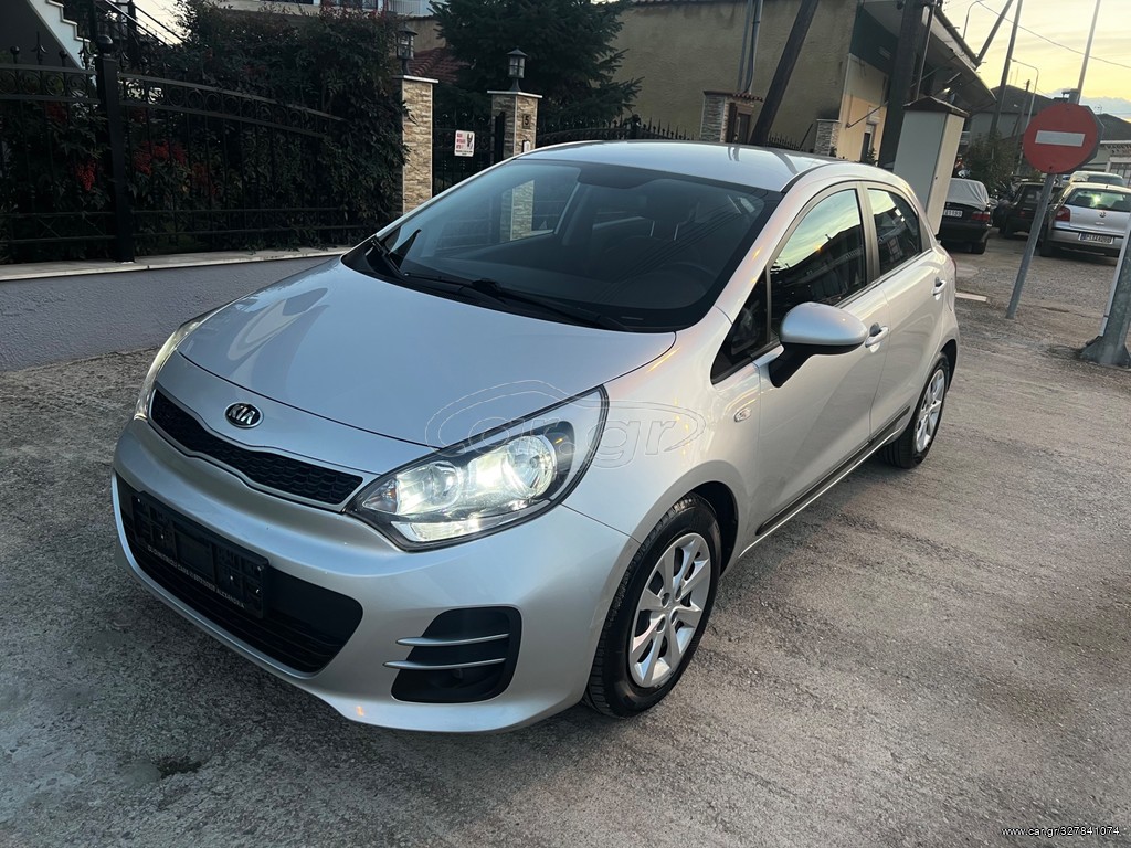Car.gr - Kia Rio '15 1.1 CRDI - οθονη - euro 6