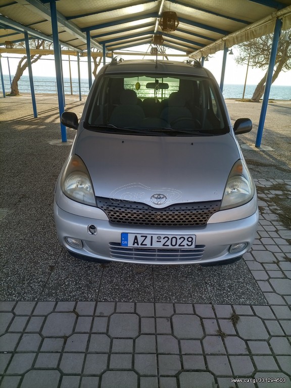 Car.gr - Toyota Verso '02