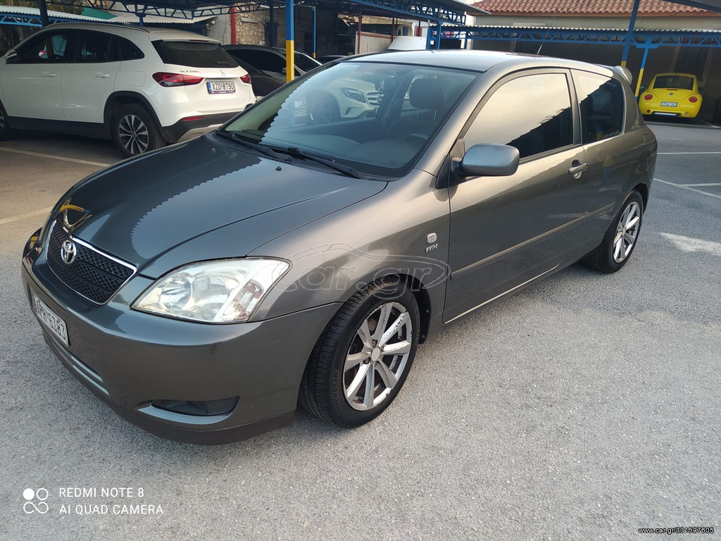 Spannende Toyota Corolla 03 Fotos