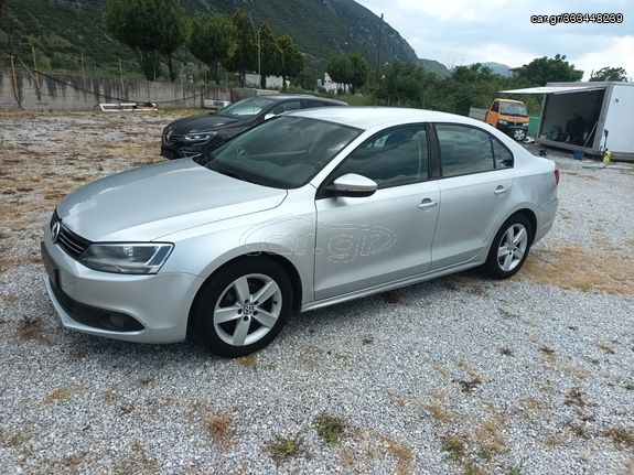Car.gr - Volkswagen Jetta '11 1.2TSI 105PS KLIMA 6TAXYTO
