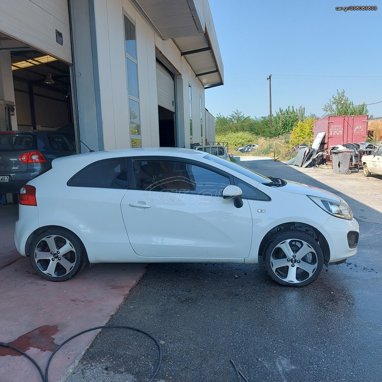Car.gr - Kia Rio '15
