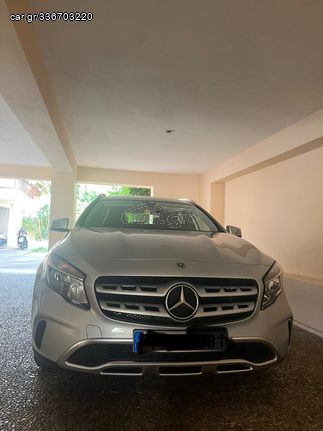 Car.gr - Mercedes-Benz GLA 180 2018 d Urban 7G-DCT