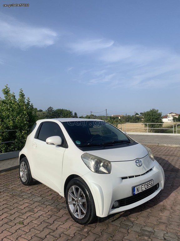 Car.gr - Toyota iQ '11
