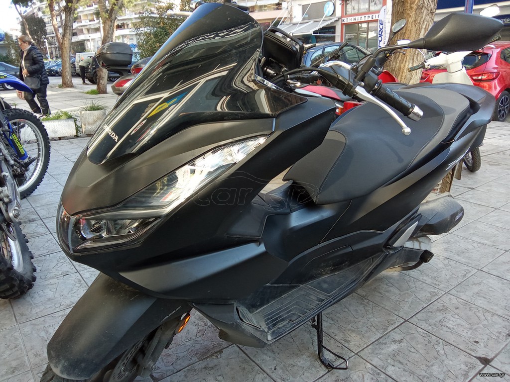 Car.gr - Honda PCX 125 '23 με YSS αμορτισέρ