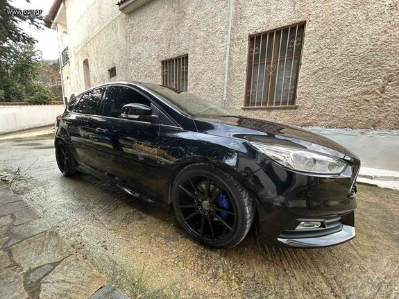 Car.gr - Ford Focus '15 ST Look