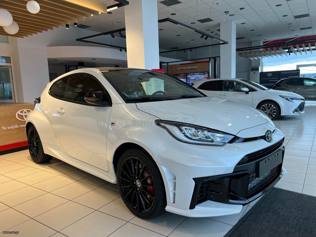 Car.gr - Toyota Yaris '25 GR-4 CIRCUIT PACK 3D A/T 1.6l TURBO 280Hp