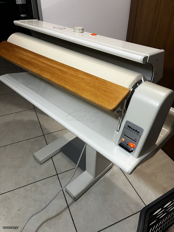 Car.gr - Επαγγελματικό κύλινδρος σιδερώματος με λειτουργία ατμού της Miele B866D Από τα καλύτερα ...