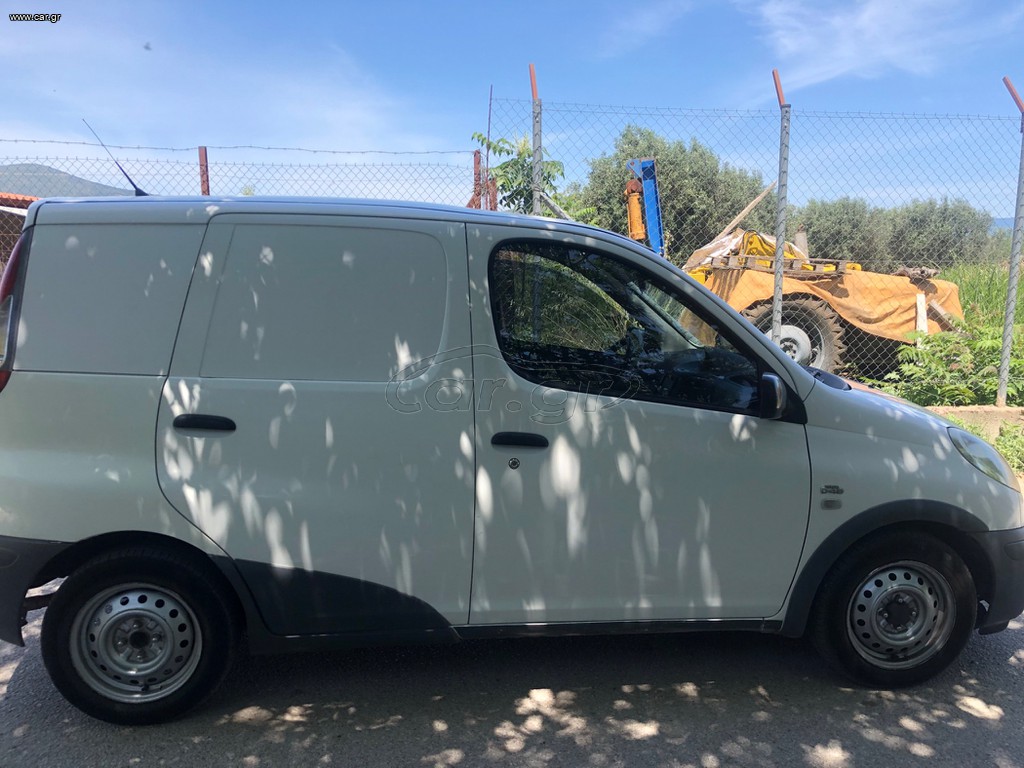 Car.gr - Toyota Verso 2004 Yaris d4d