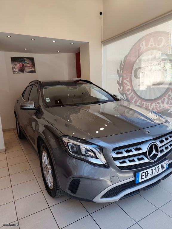 Car.gr - Mercedes-Benz GLA 180 2018 Sensation DIESEL AUTOMATIC