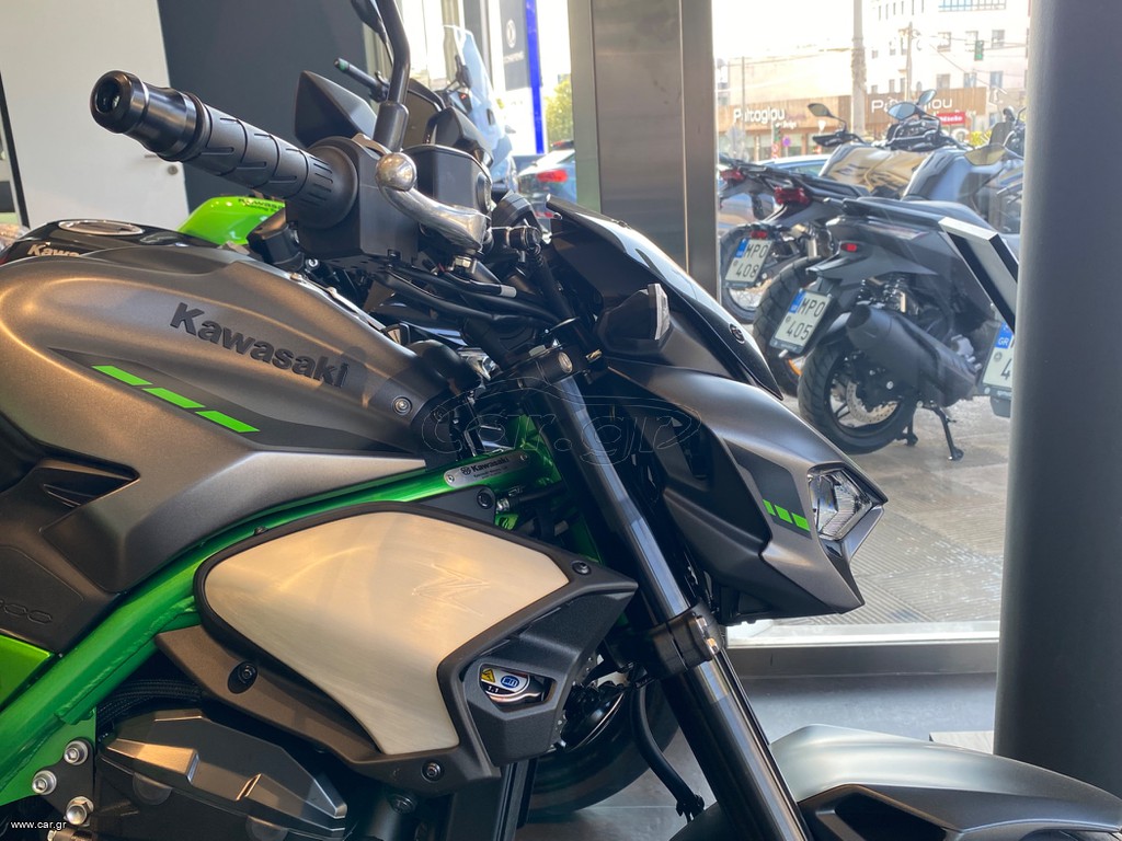 Car.gr - Kawasaki Z 900 2025 MY25 124PS Metallic Moondust Gray ...