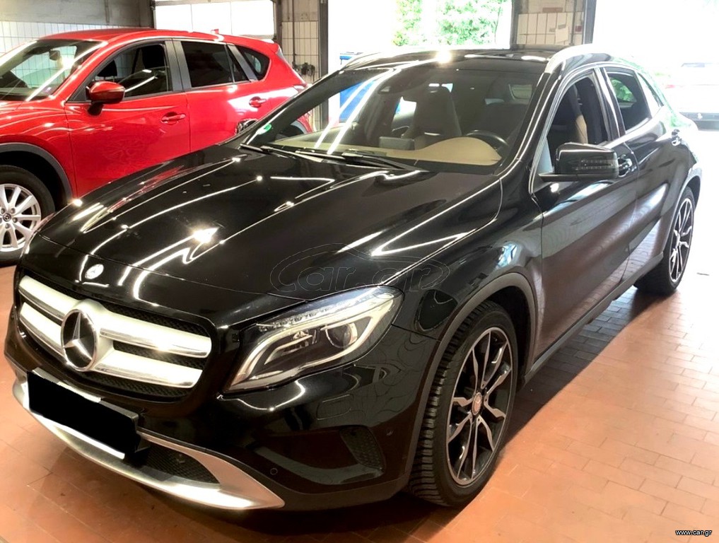 Car.gr - Mercedes-Benz GLA 220 2015 d Panorama Urban