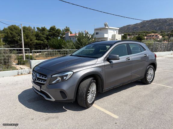 Car.gr - Mercedes-Benz GLA 180 2018 GLA 180