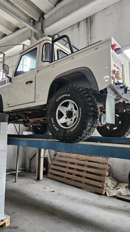 Car.gr - Land Rover Defender 1990 90 V8